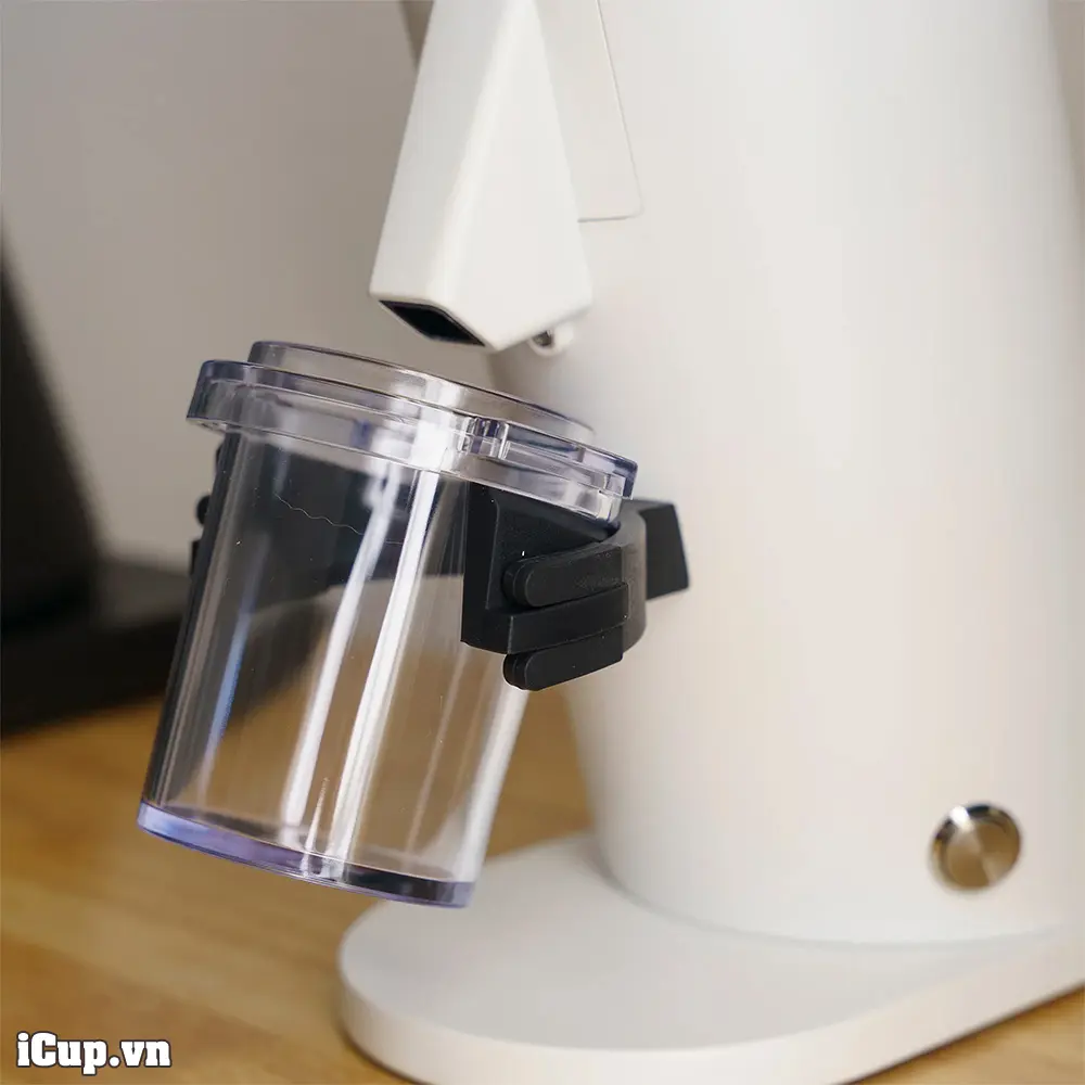 Dosing cup chứa bột của DF54 bằng nhựa - iCup